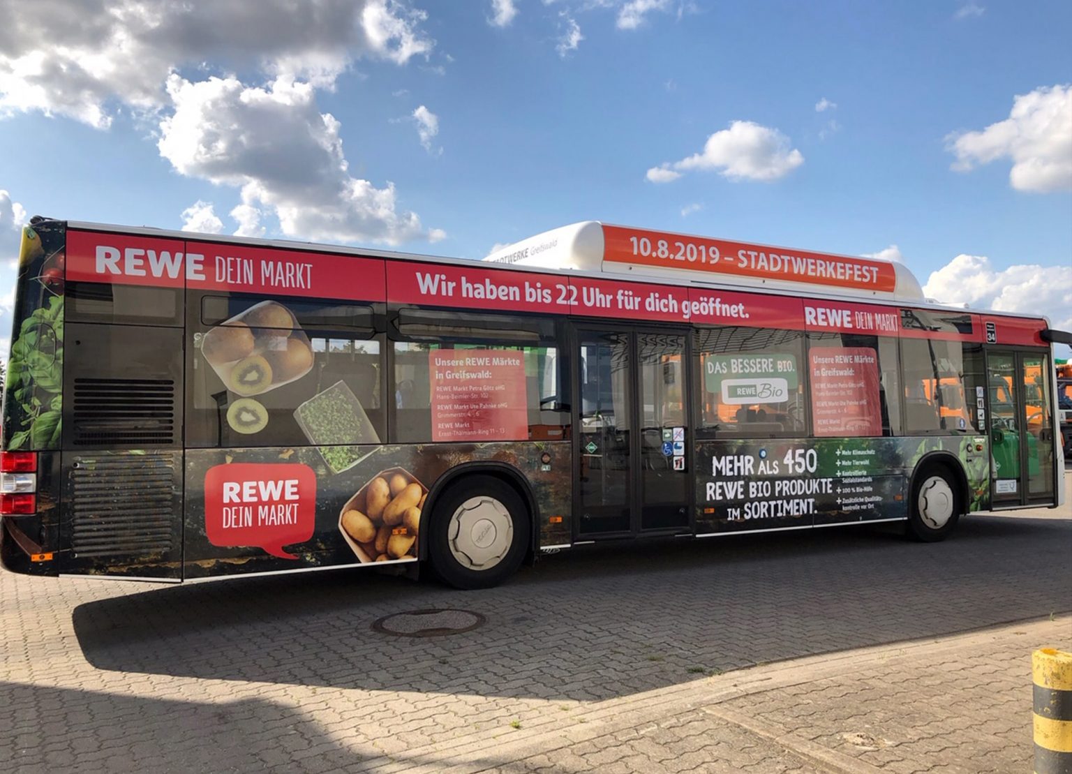 Buswerbung • SD Gruppe • Jetzt Werbung online konfigurieren!